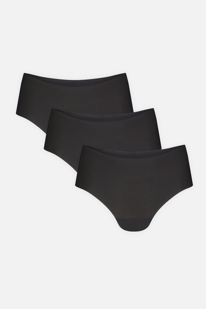 Negative | Base Boy Short in Black