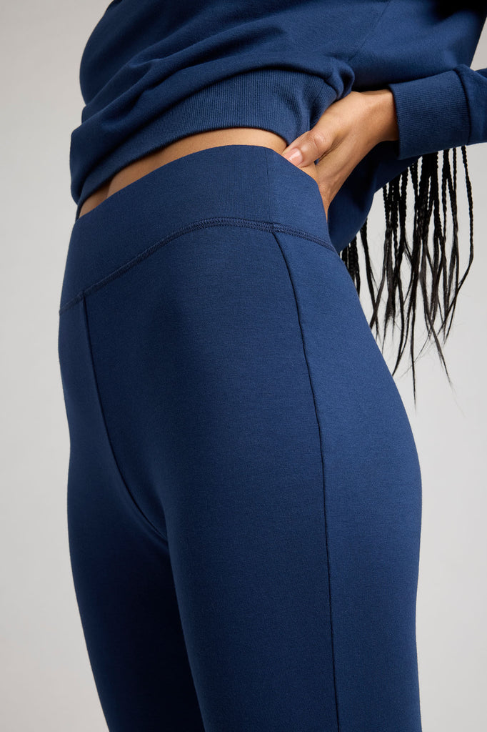 Club Flare Pant in Navy – Negative